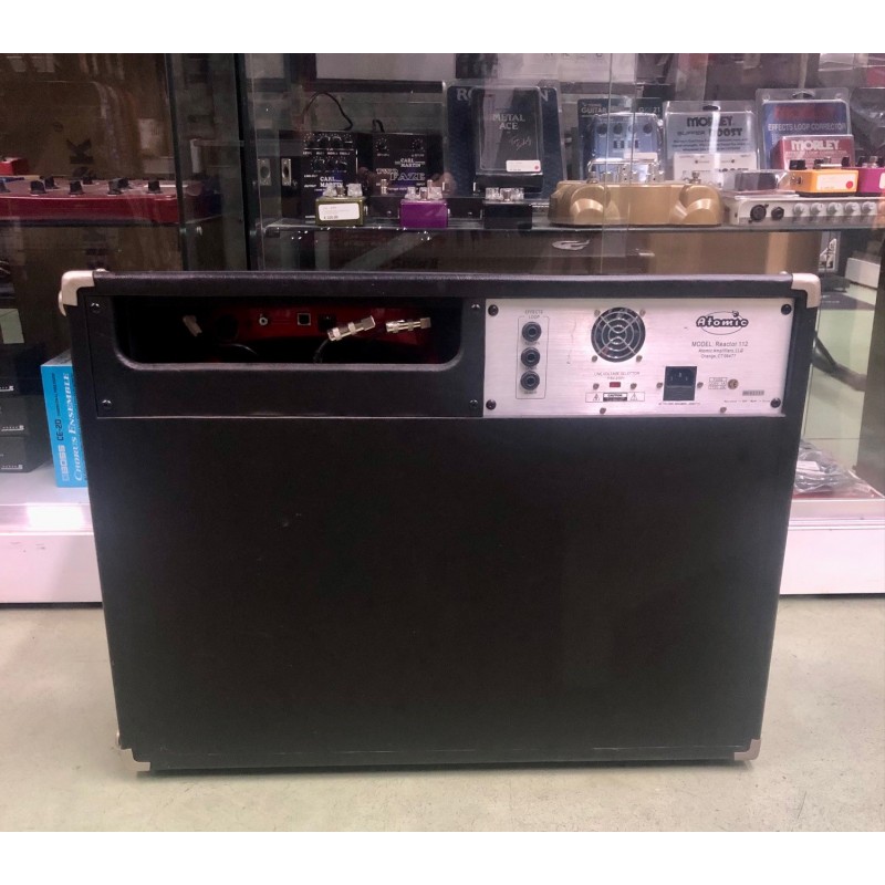 ATOMIC REACTOR 112 AMP CON LINE6 POD X3