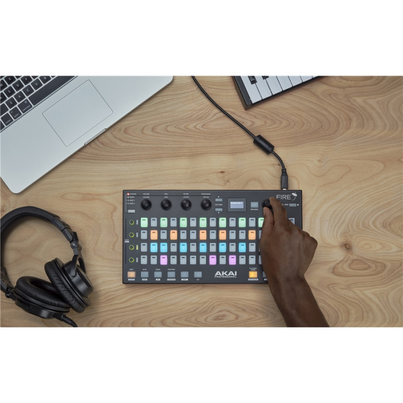 AKAI FIRE CONTROLLER FL STUDIO