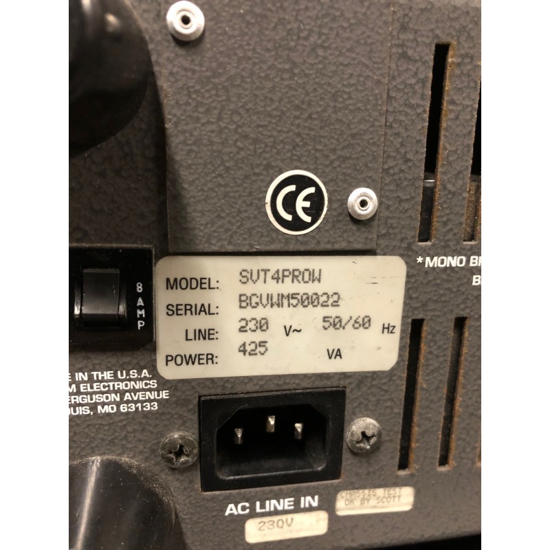 AMPEG SVT-4 PRO BASS HEAD